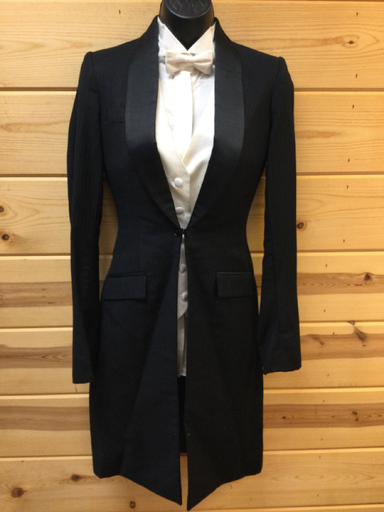 Saddle Seat Suits & Coats – The Patchwork Pony